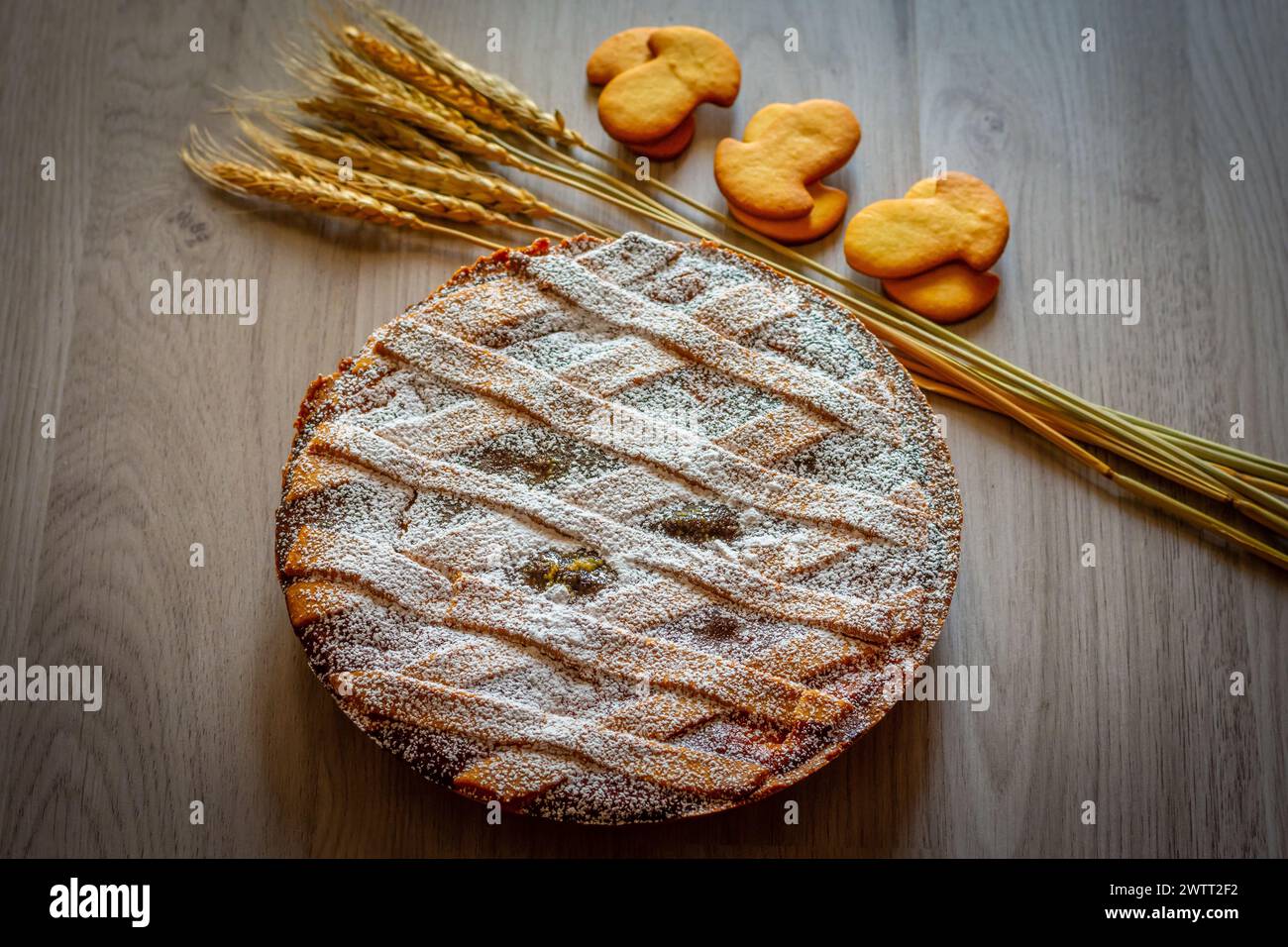 Neapolitan Pastiera Crostata, typical italian cake for Easter time ...