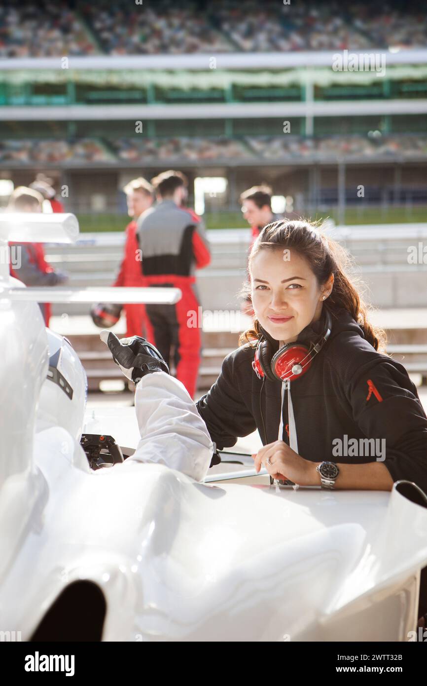 Womengineer hi-res stock photography and images - Alamy