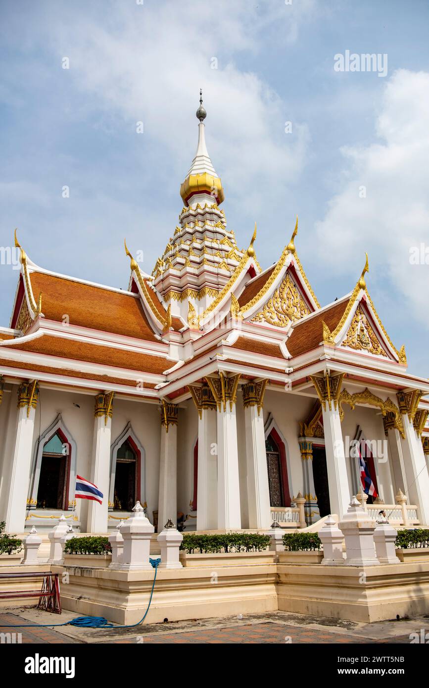 Wat dhamma sala hi-res stock photography and images - Alamy