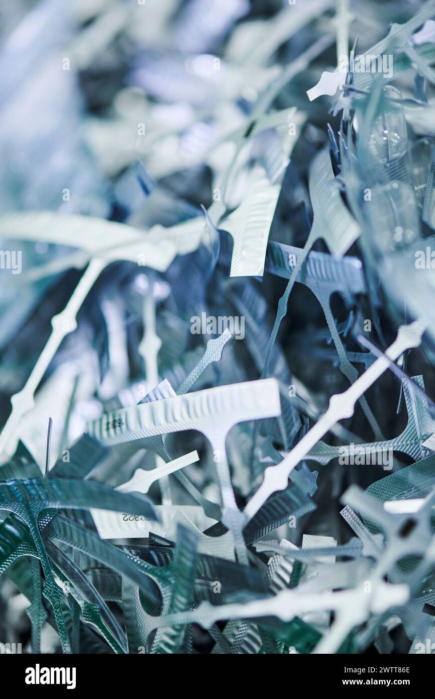 Casing off hi-res stock photography and images - Alamy