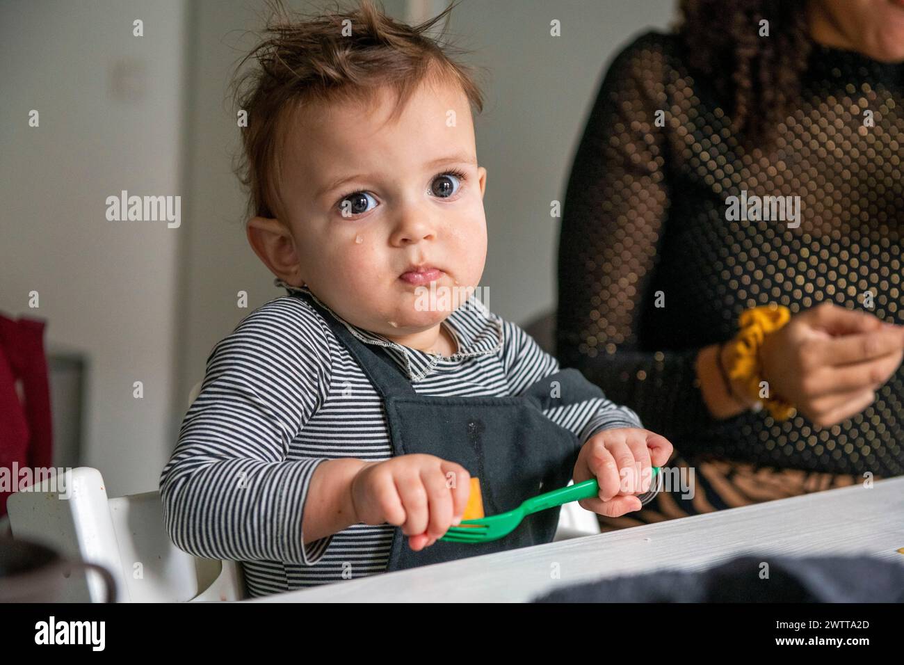 Eating toddler hi-res stock photography and images - Alamy