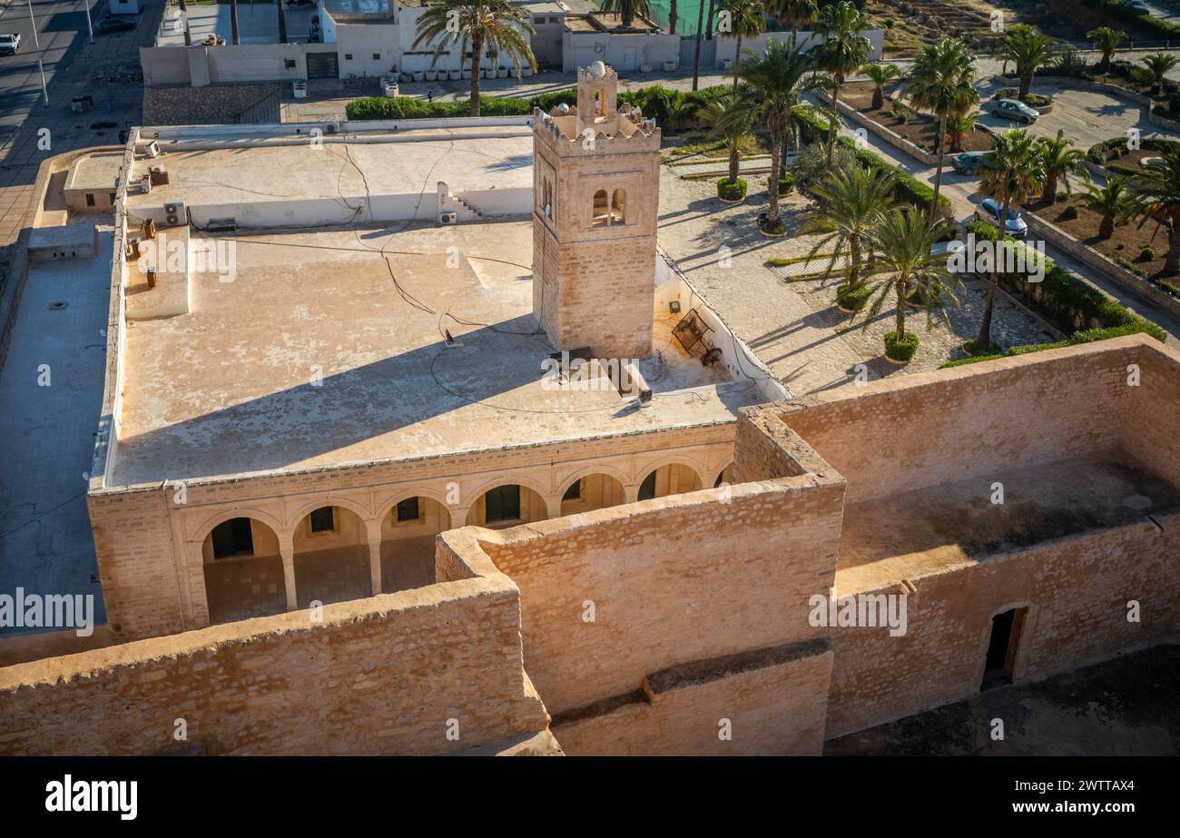 Great mosque of monastir hi-res stock photography and images - Alamy