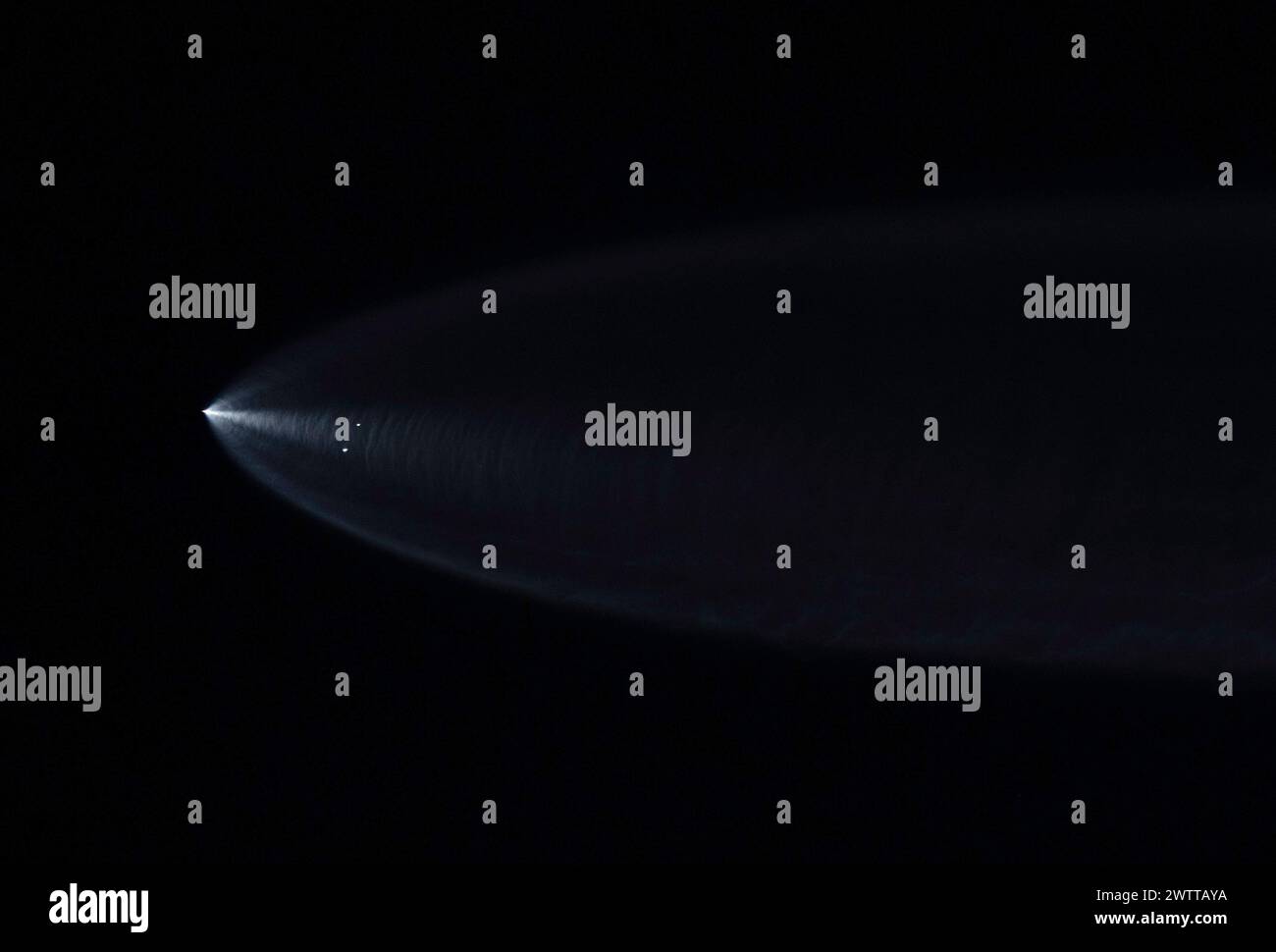 Starllink hi-res stock photography and images - Alamy