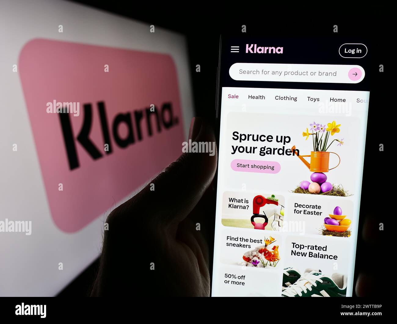 Klarna logo hi-res stock photography and images - Alamy