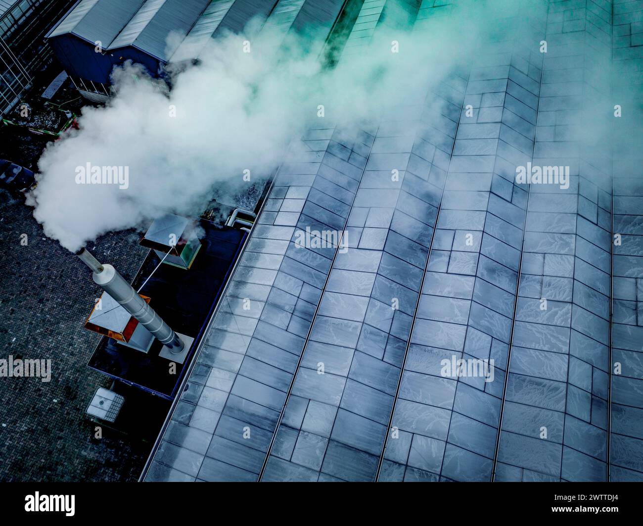 Rising aerial hi-res stock photography and images - Alamy