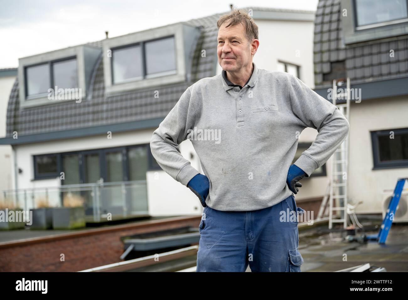 Rooftop backdrop hi-res stock photography and images - Alamy