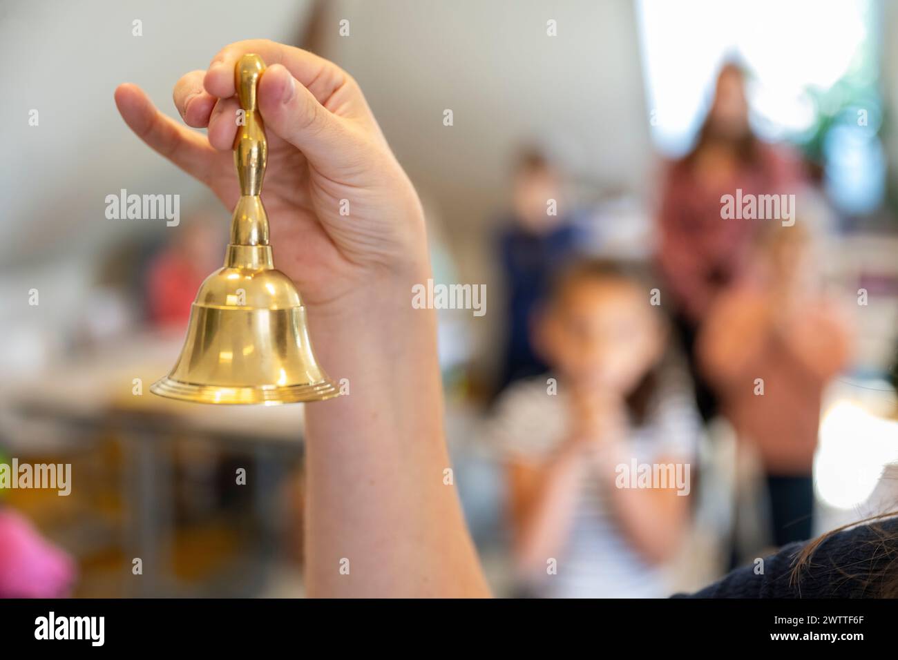 People at background hi-res stock photography and images - Alamy