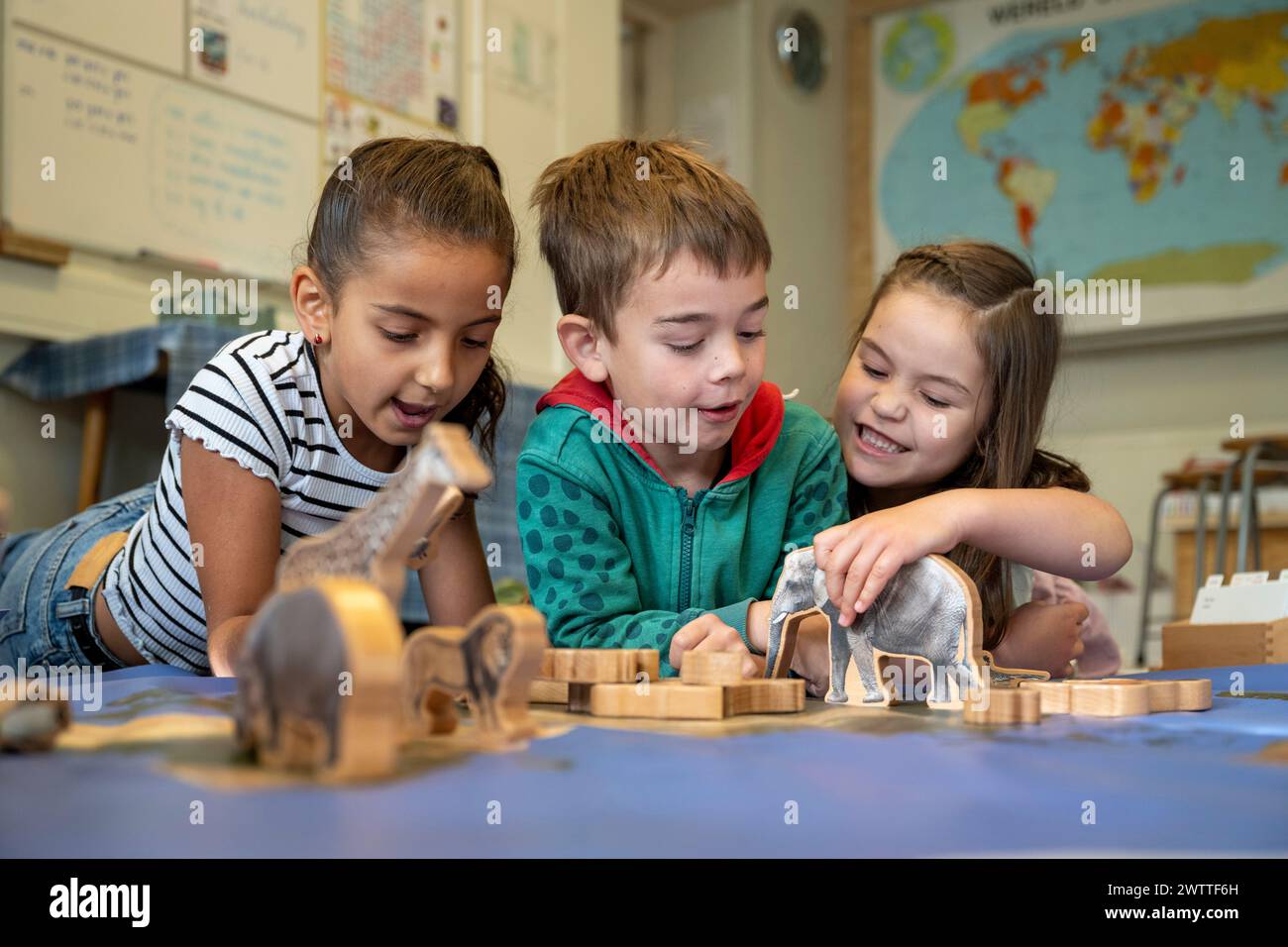 Handson play hi-res stock photography and images - Alamy