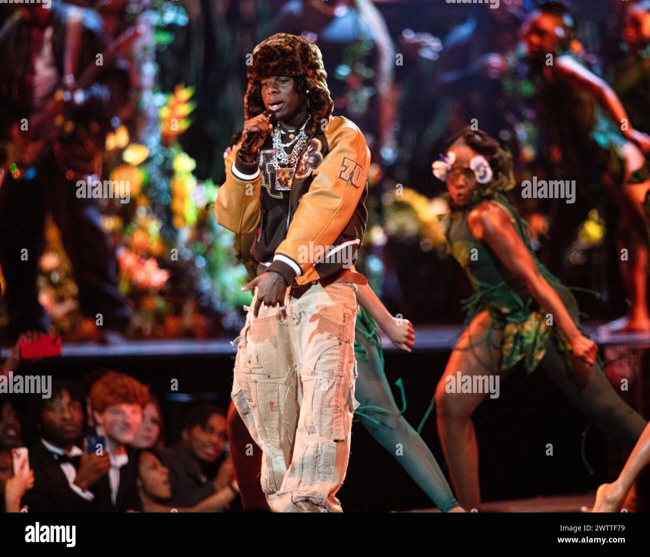 Rapper rema hi-res stock photography and images - Alamy