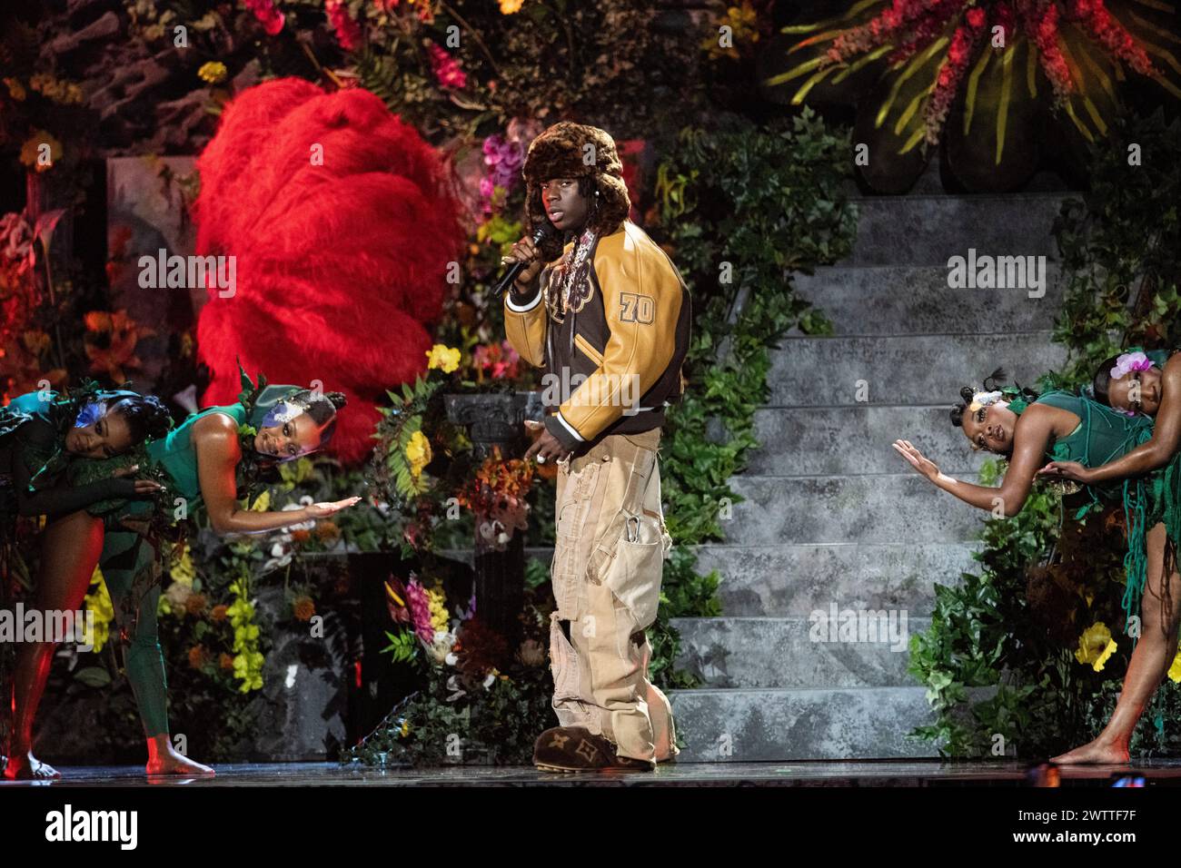 Rapper rema hi-res stock photography and images - Alamy