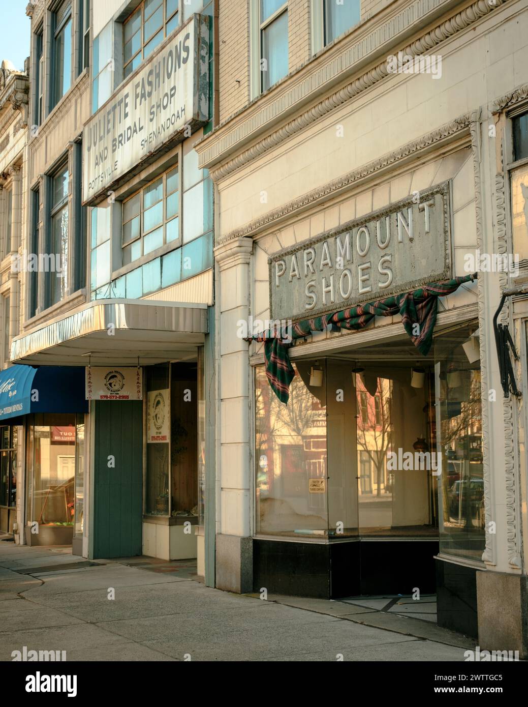 Paramount Shoes vintage sign in downtown Pottsville, Pennsylvania Stock ...