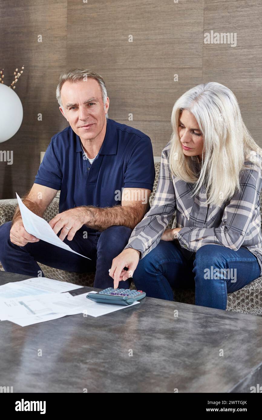 Documents planning hi-res stock photography and images - Alamy