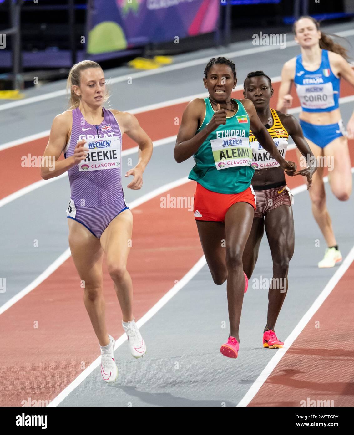 Jemma Reekie of Great Britain and Habitam Alemu of Ethiopia competing ...