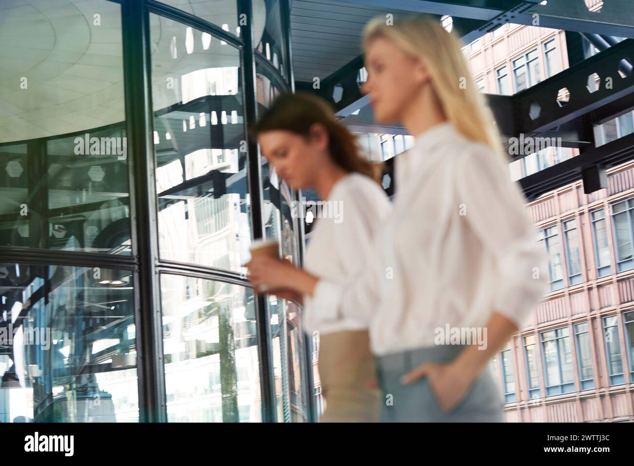 Women building hi-res stock photography and images - Alamy