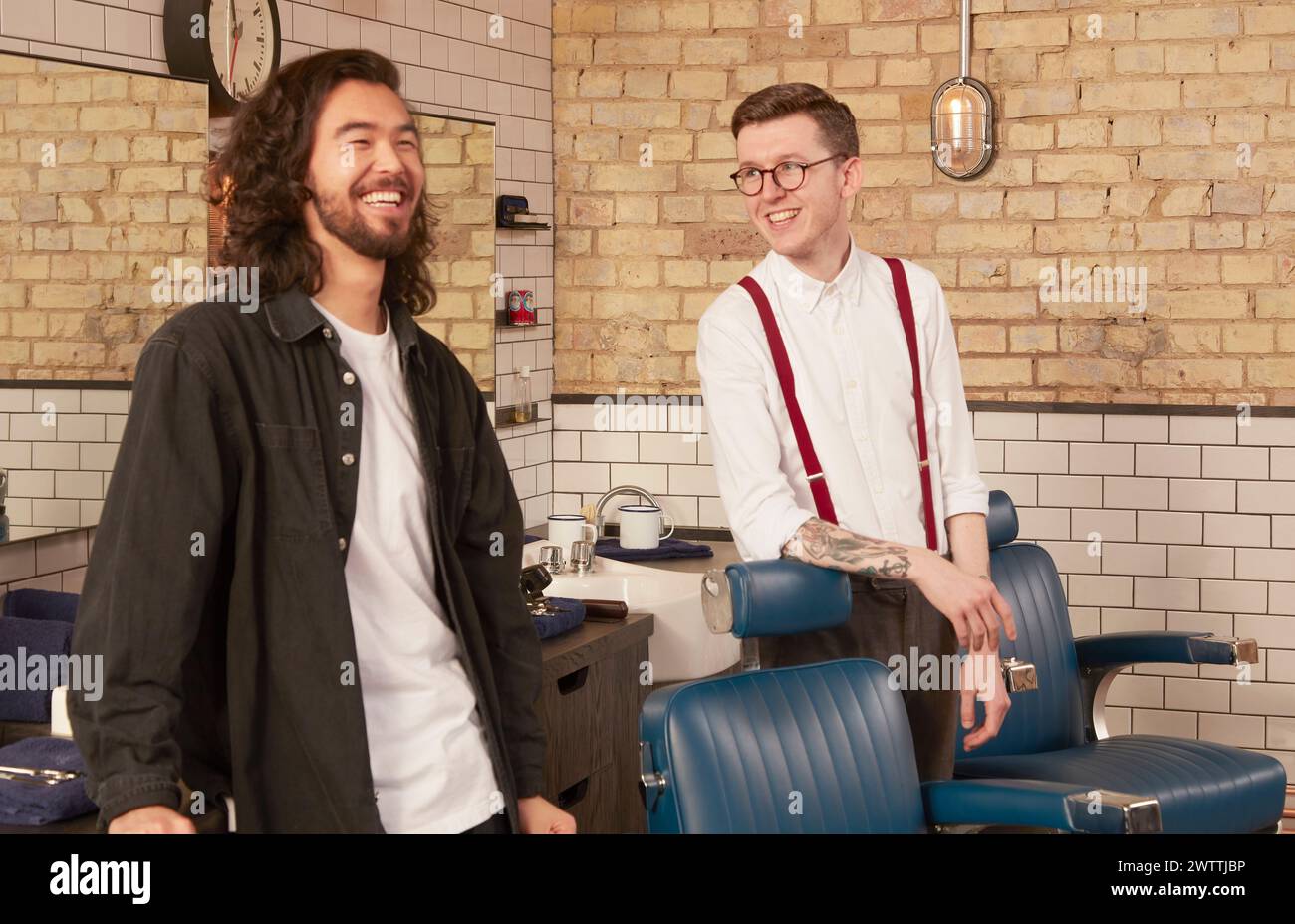 Two men glasses hi-res stock photography and images - Alamy