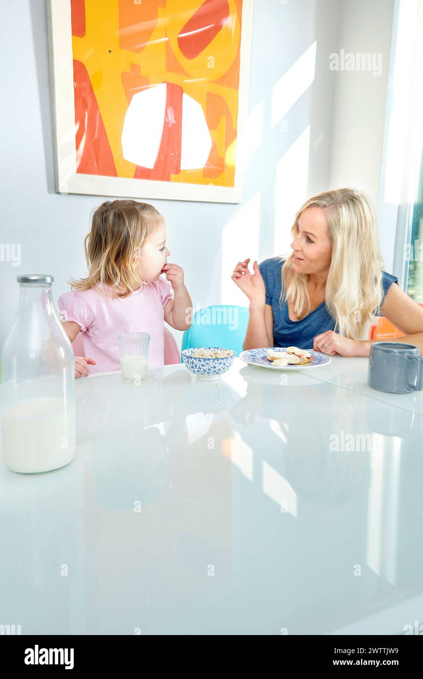 Motdaughter hi-res stock photography and images - Alamy