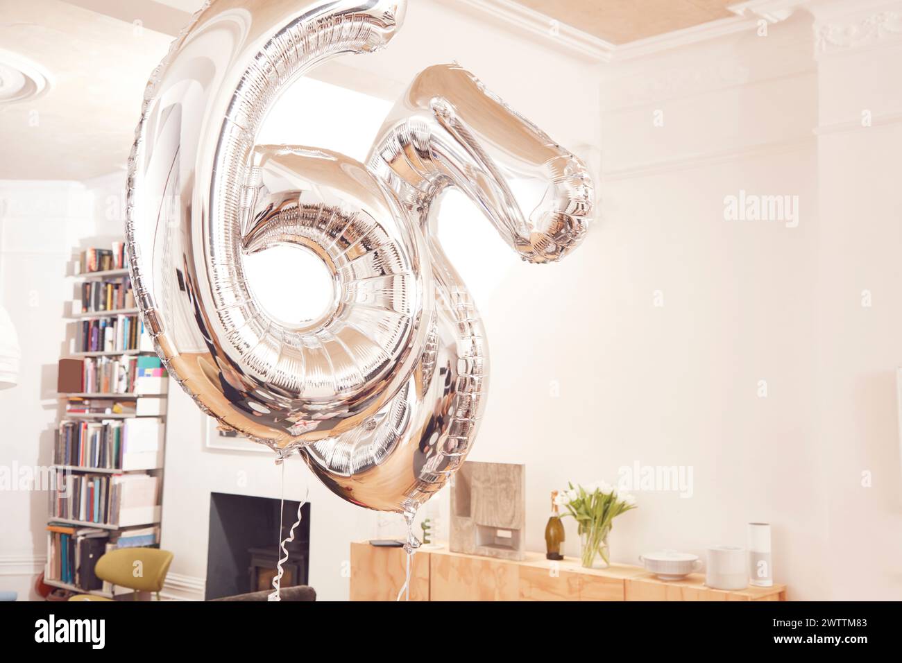 Room number 5 hi-res stock photography and images - Alamy