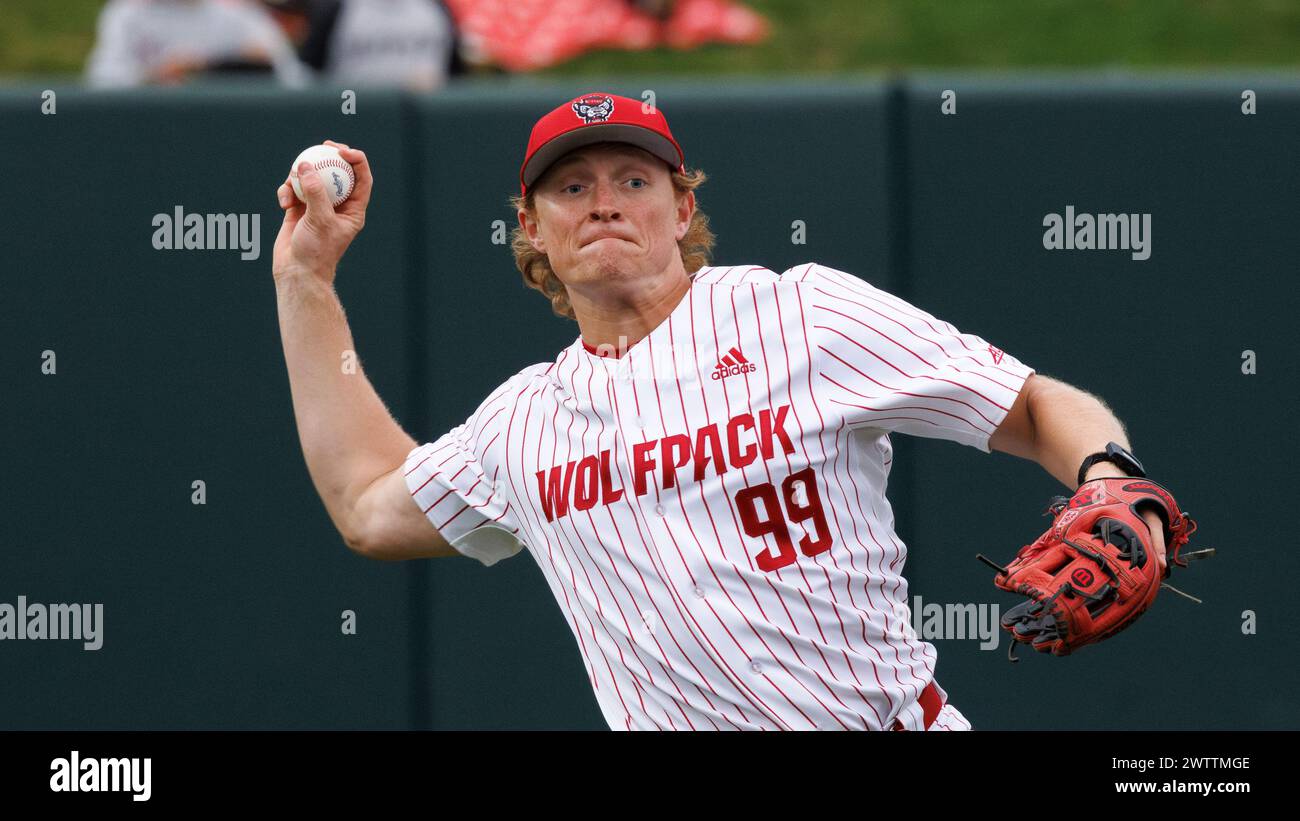 North Carolina State's Alec Makarewicz (99) makes a throw during an ...