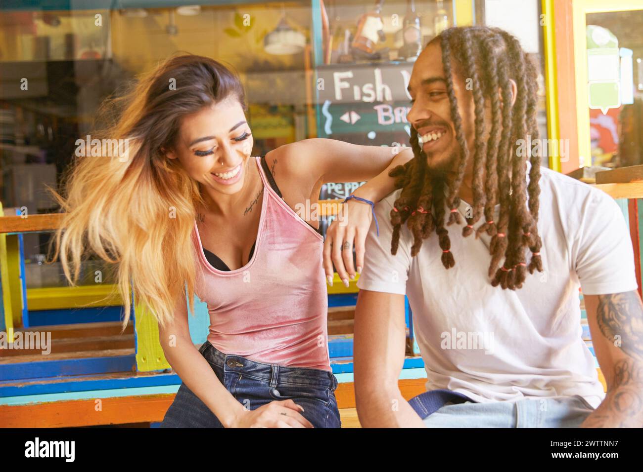 Restaurant booth hi-res stock photography and images - Alamy