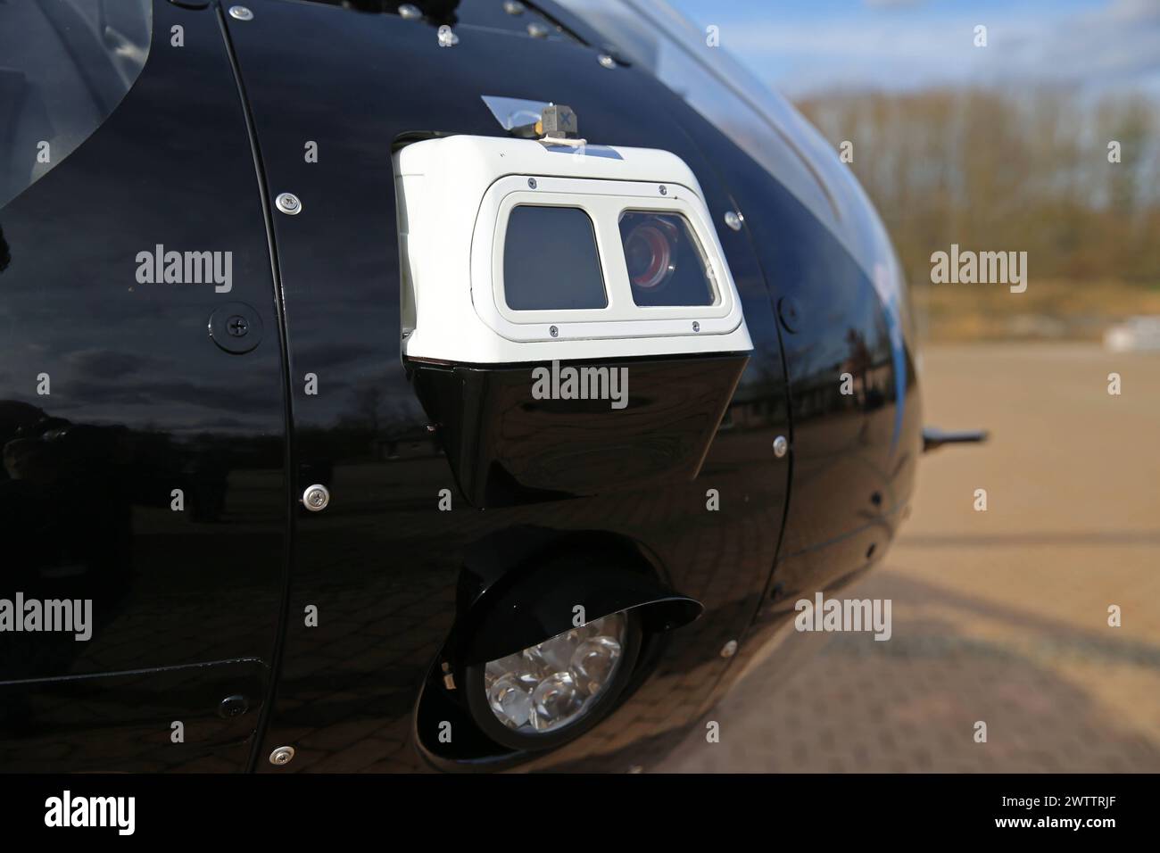 Ein Helikopter der Bayerischen Polizei vom Typ Airbus H145 D3. Die ...