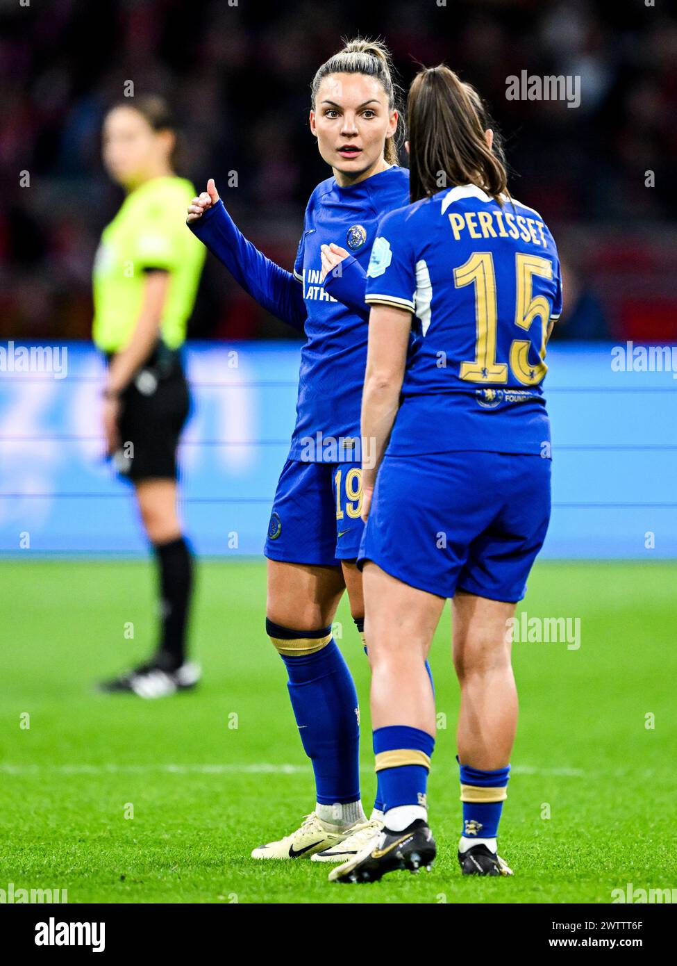 AMSTERDAM - (l-r) Johanna Rytting Kaneryd of Chelsea FC, Eve Perisset ...