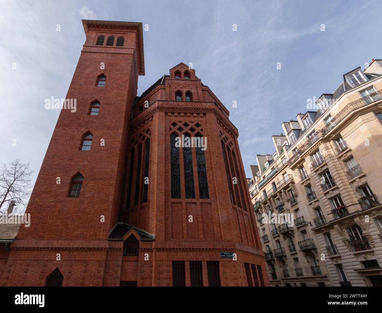 The Saint-François convent in the 14th arrondissement of Paris, France ...