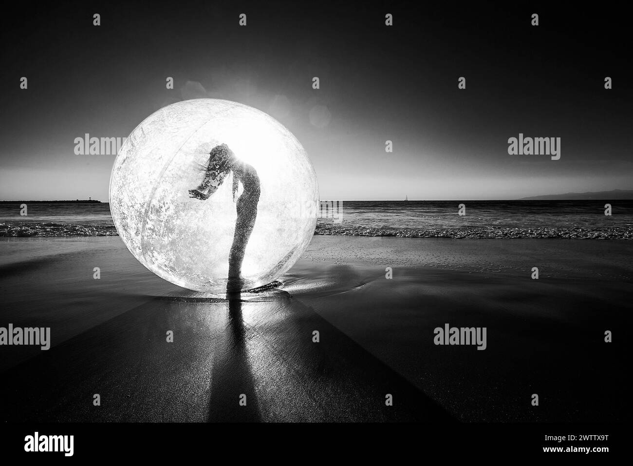 Inside beach hi-res stock photography and images - Alamy