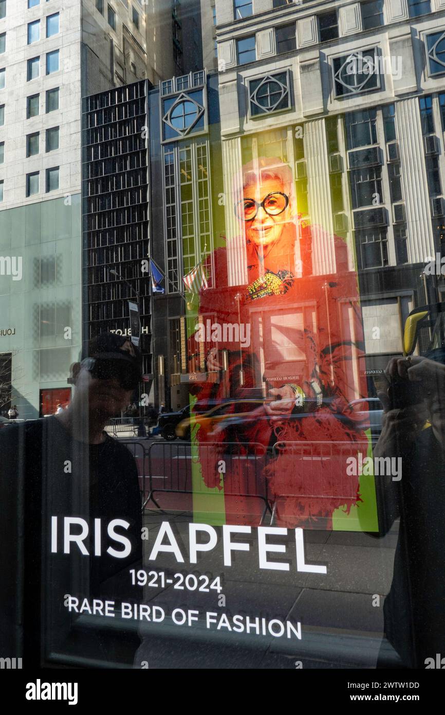 Bergdorf Goodman Window Display honoring Iris Apfel, 2024, New York ...