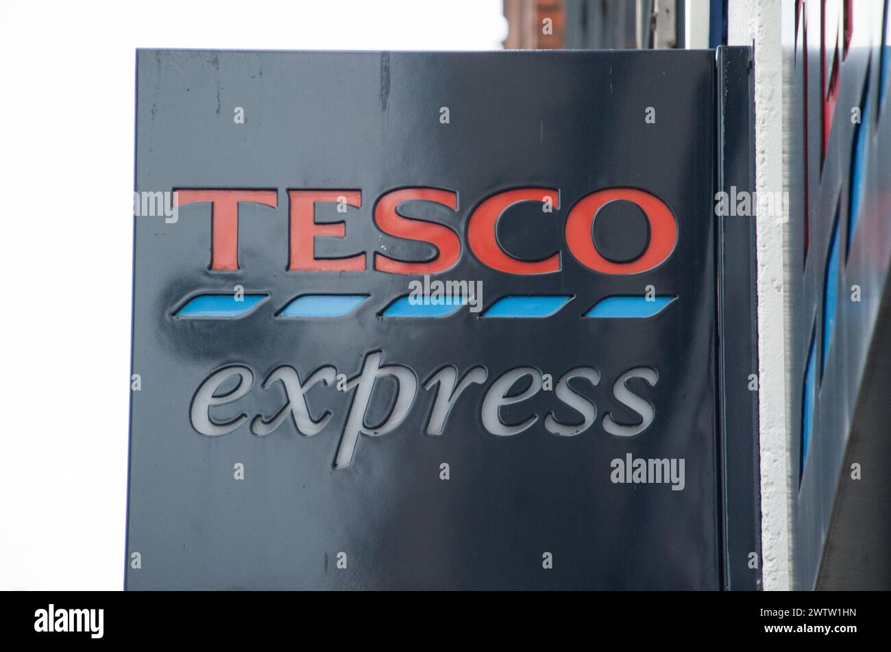 Tesco Express outdoor signage Stock Photo - Alamy