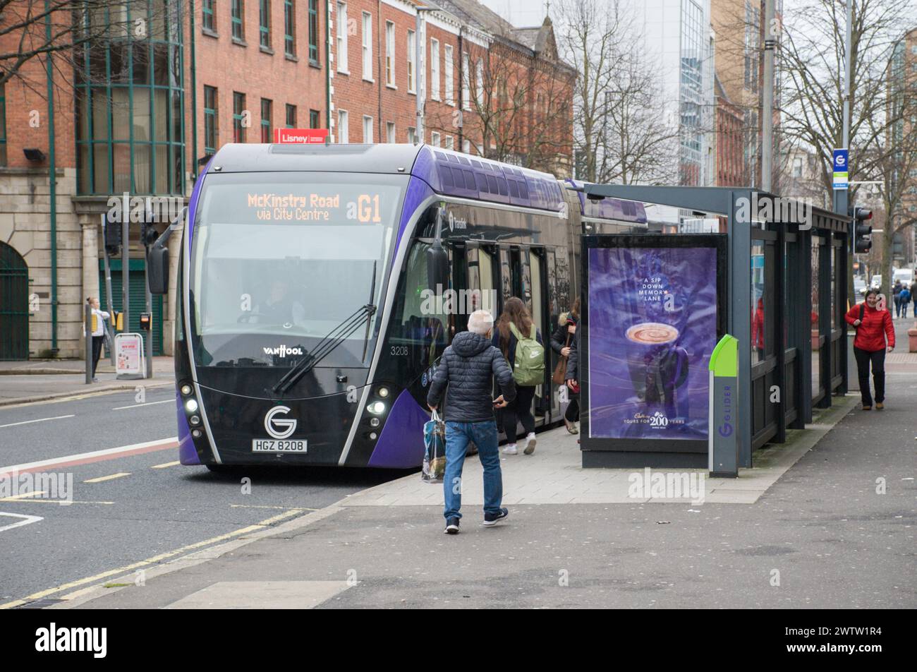 Translink bus belfast hi-res stock photography and images - Alamy