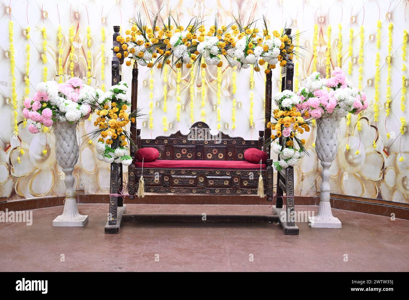 wedding mehndi Pakistan Stock Photo - Alamy