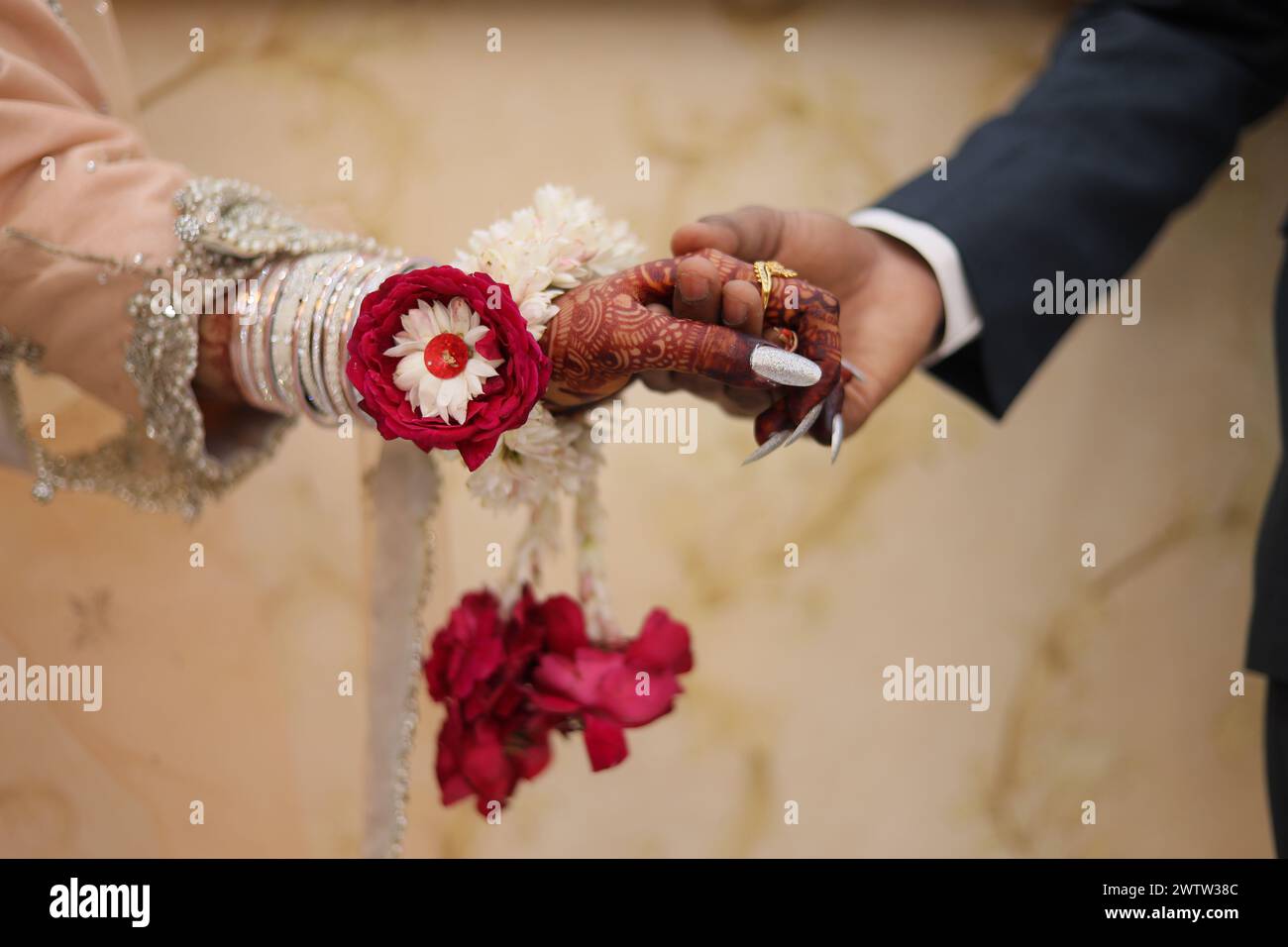 Pakistan pakistani girl hi-res stock photography and images - Alamy