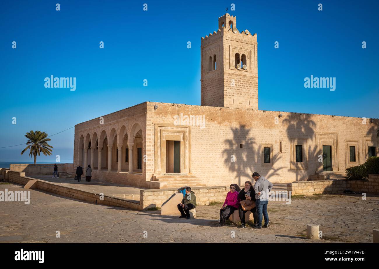 Great mosque of monastir hi-res stock photography and images - Alamy