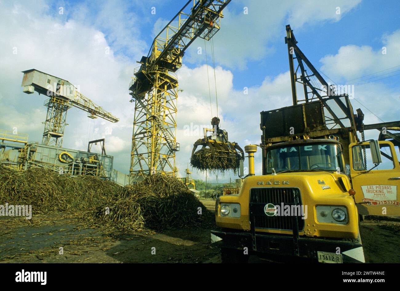 Usine rhum economie hi-res stock photography and images - Alamy