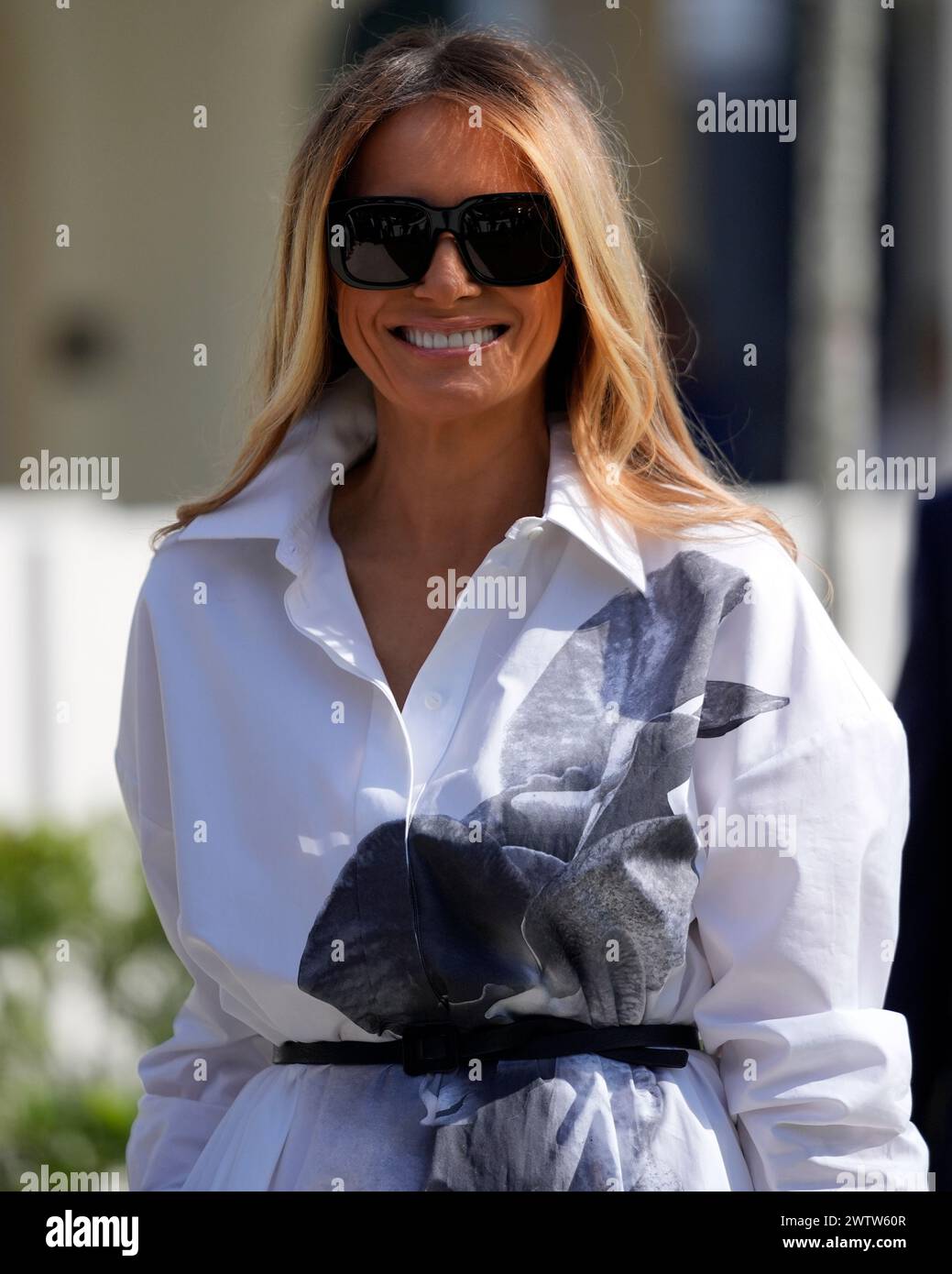 Fformer first lady Melania Trump leaves after voting in the Florida ...
