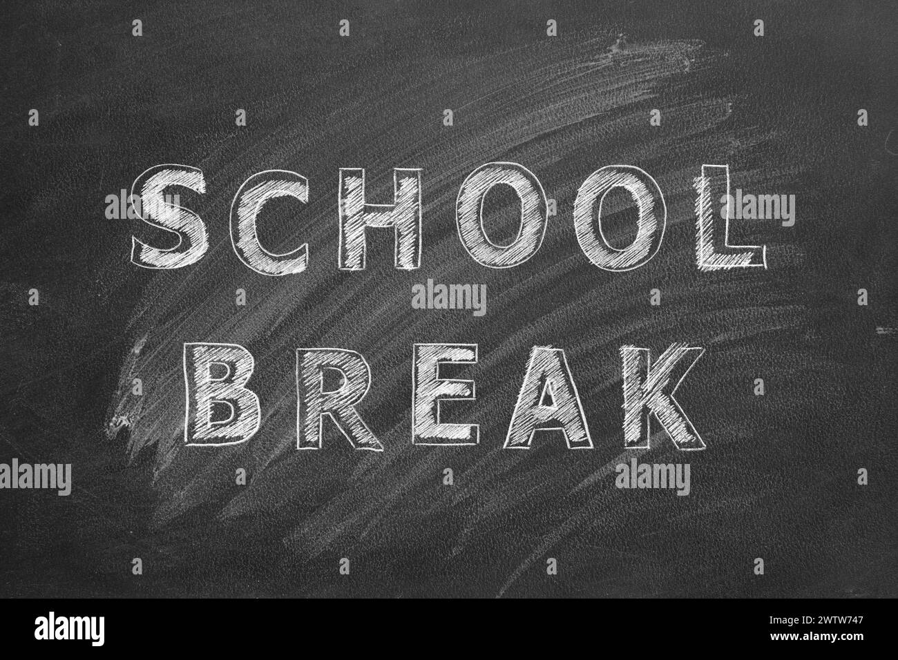 Hand drawing text School Break on blackboard Stock Photo - Alamy