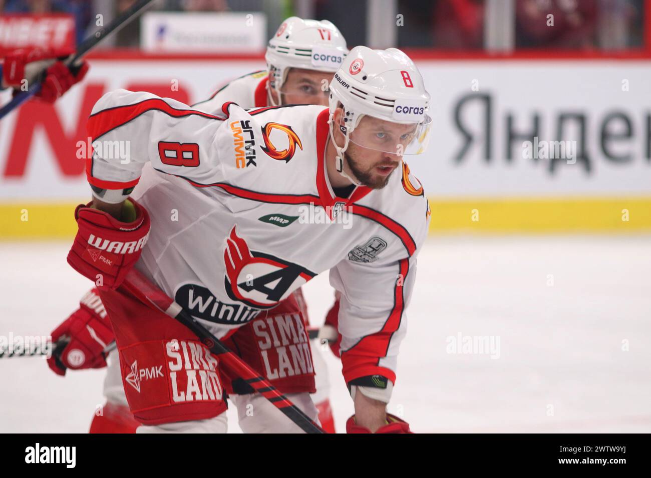 Saint Petersburg, Russia. 19th Mar, 2024. Avtomobilist Hockey Club ...