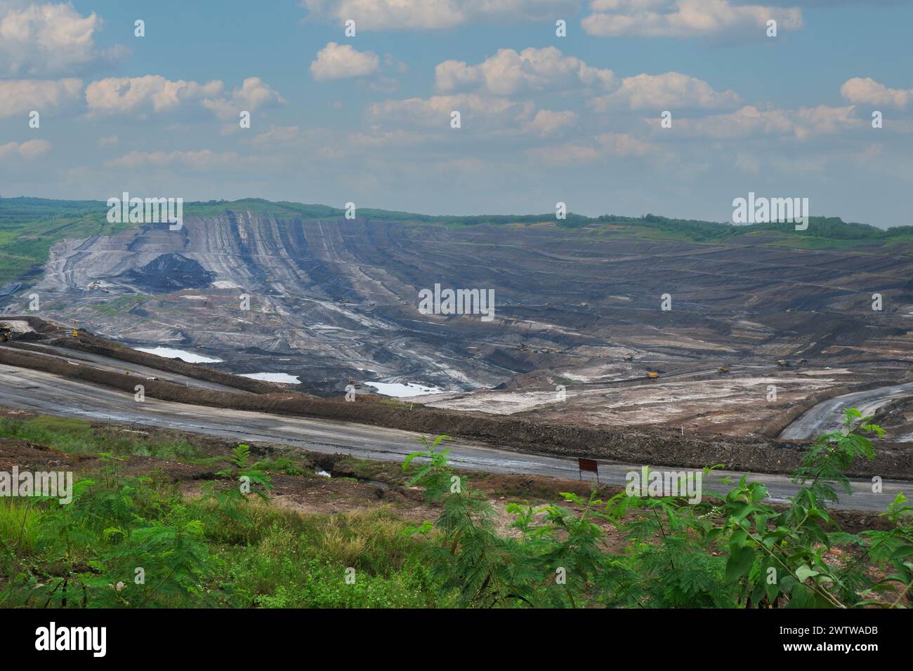 large open pit on coal mining or quarry Stock Photo - Alamy