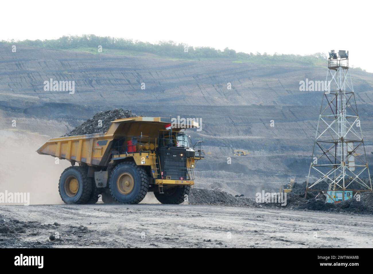 Tipper construction truck moving equipment hi-res stock photography and images - Alamy