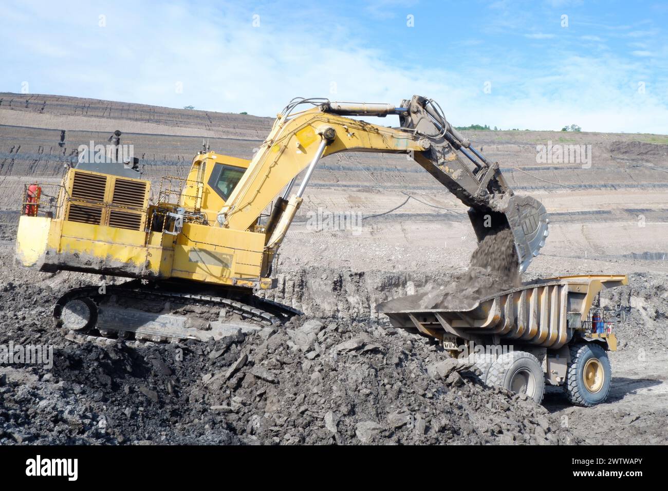 Overburden hi-res stock photography and images - Alamy