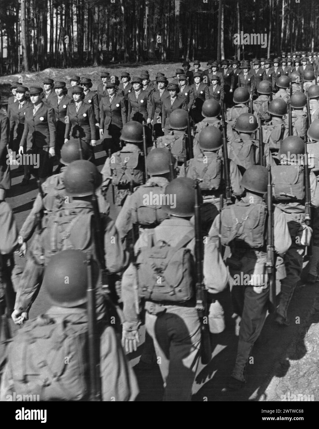 Us army formal uniform hi-res stock photography and images - Alamy