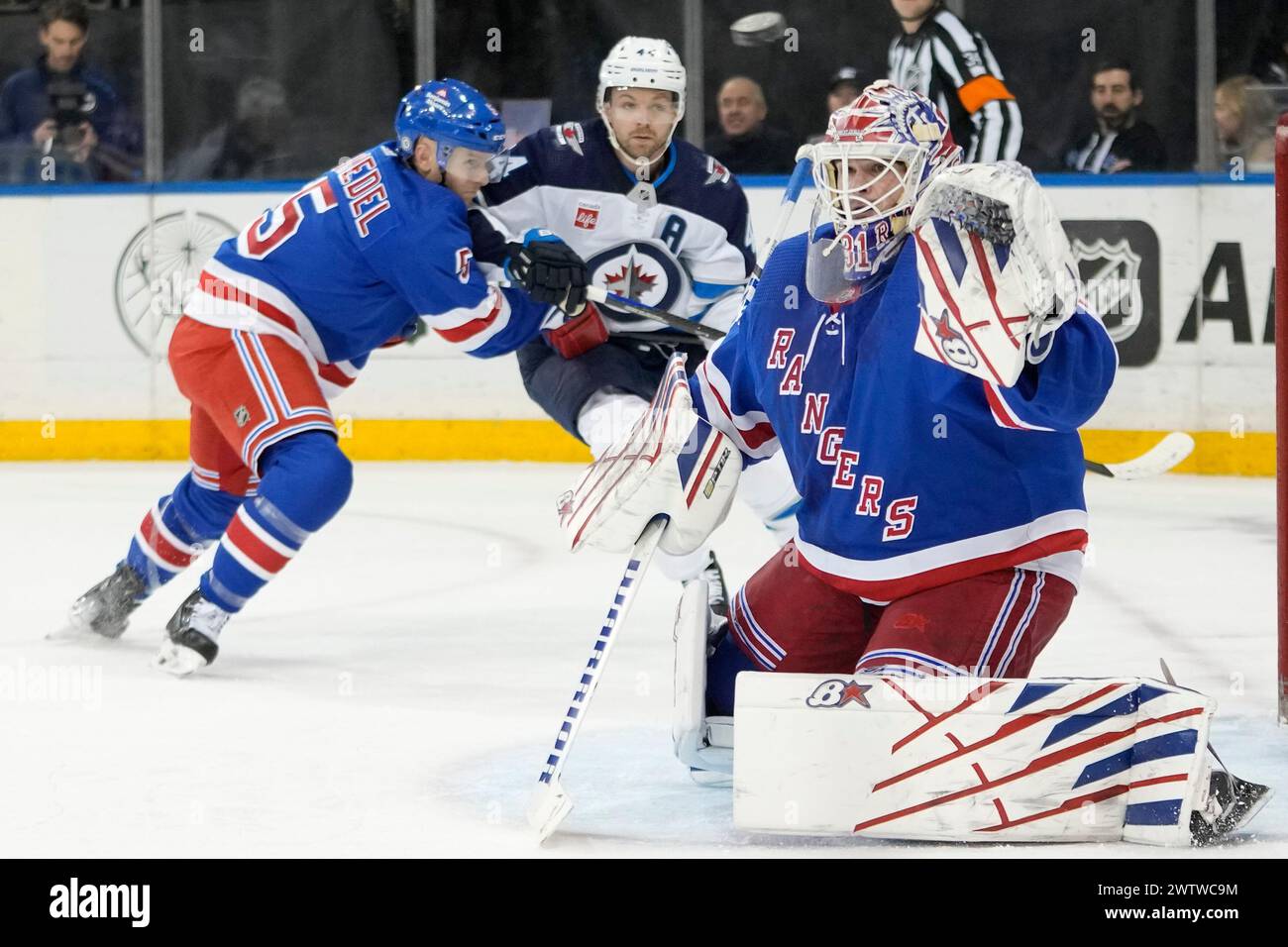 New York Rangers goaltender Igor Shesterkin (31) makes the save against ...