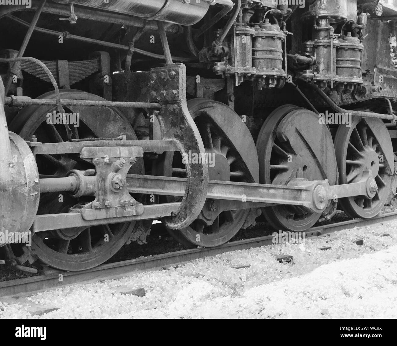 Steam wheels locomotive power train hi-res stock photography and images ...