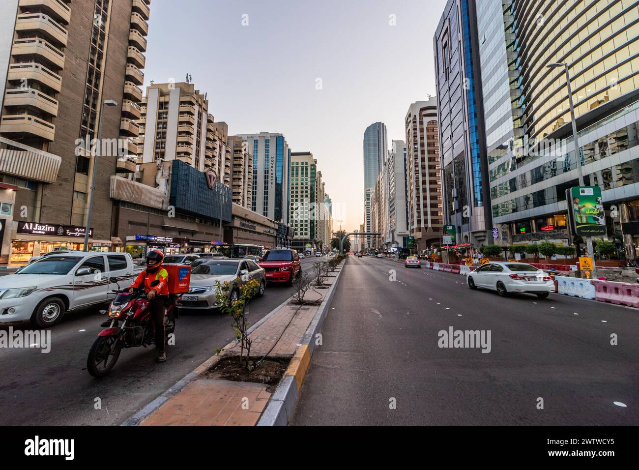 ABU DHABI, UAE - OCTOBER 13, 2021: Hamdan Bin Mohammed street in the ...