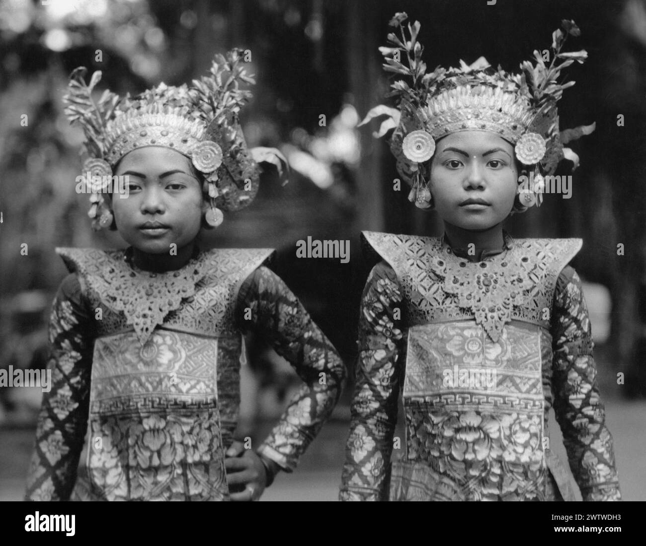 Balinese Hindu Temple - girls are trained from the age of four, at ...
