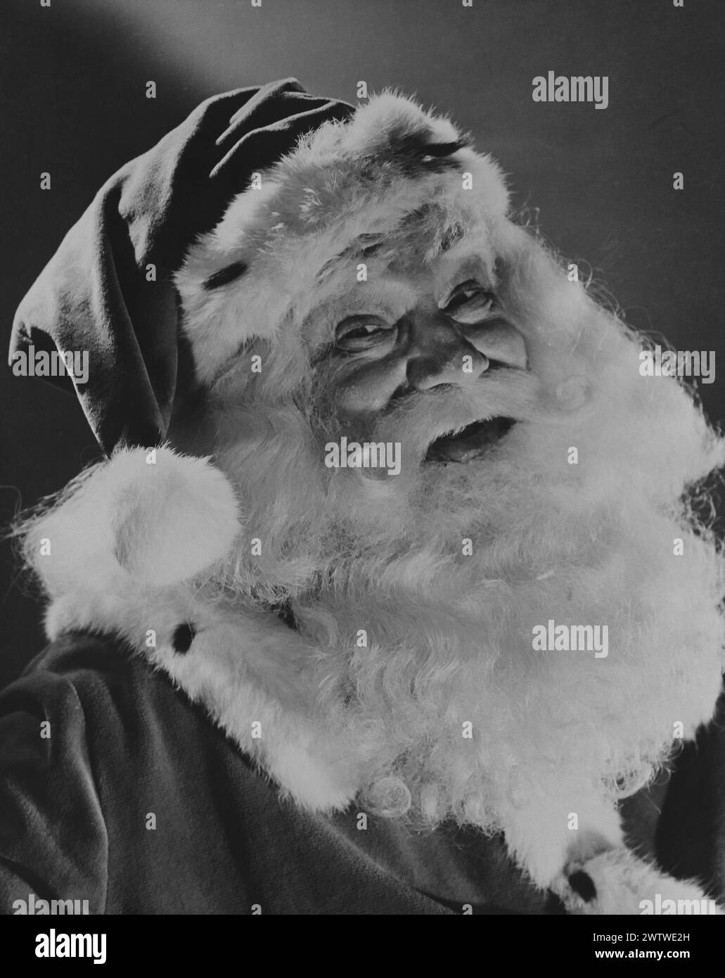 Christmas santa clausl Black and White Stock Photos & Images - Alamy