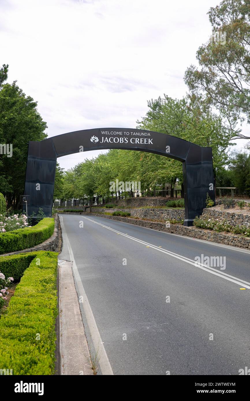 Tanunda town the heart of the Barossa Valley and road arch sponsored by ...