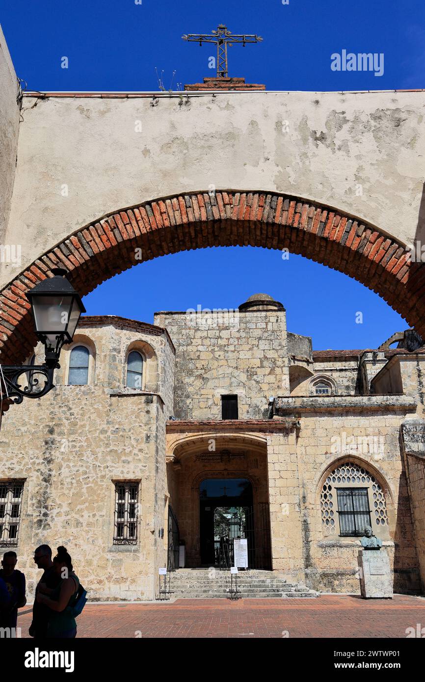 The exterior view of Cathedral of Santa María la Menor in Colonial City ...