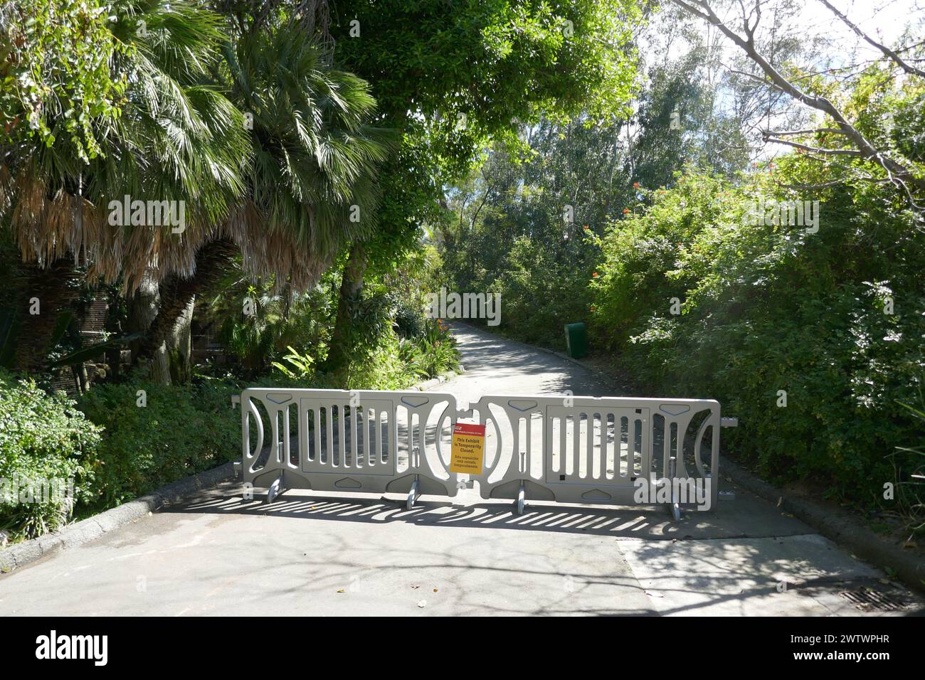 Los Angeles, California, USA 18th March 2024 Aviary at LA Zoo on March ...