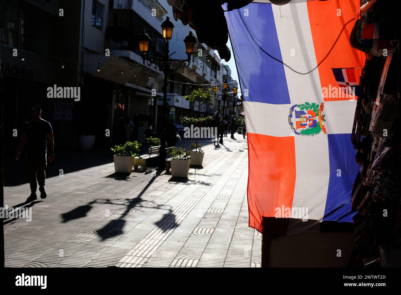 Calle El Conde street the main shopping street in Historic Zone of ...